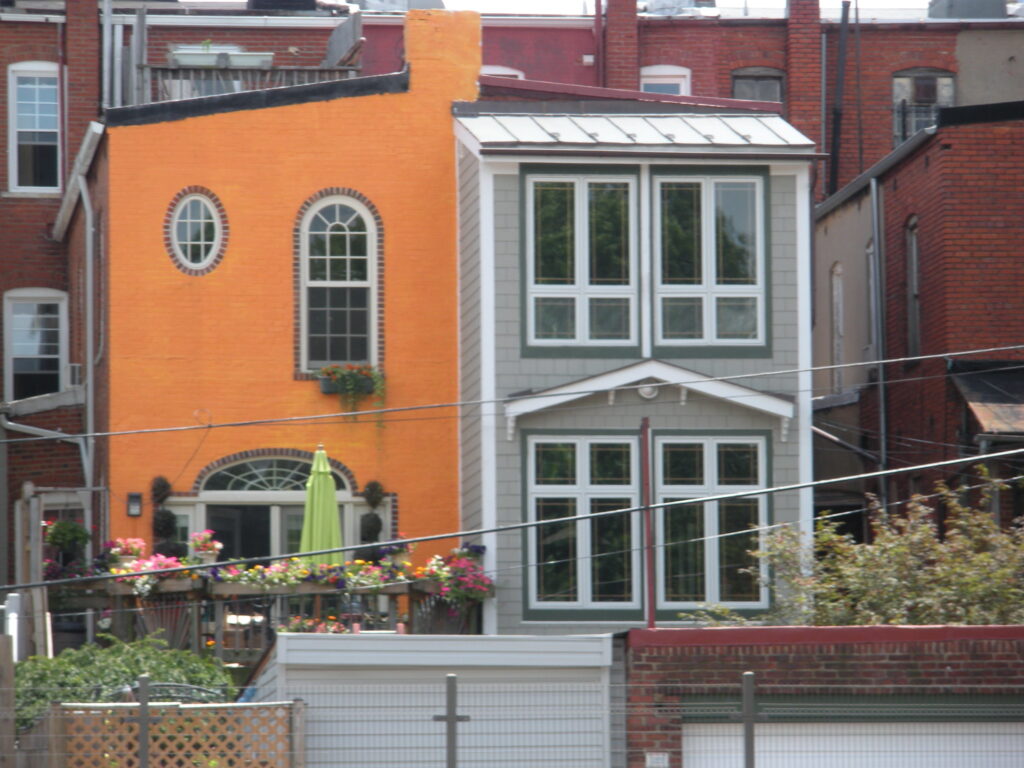 Nice Backs of Row Houses - PoPville