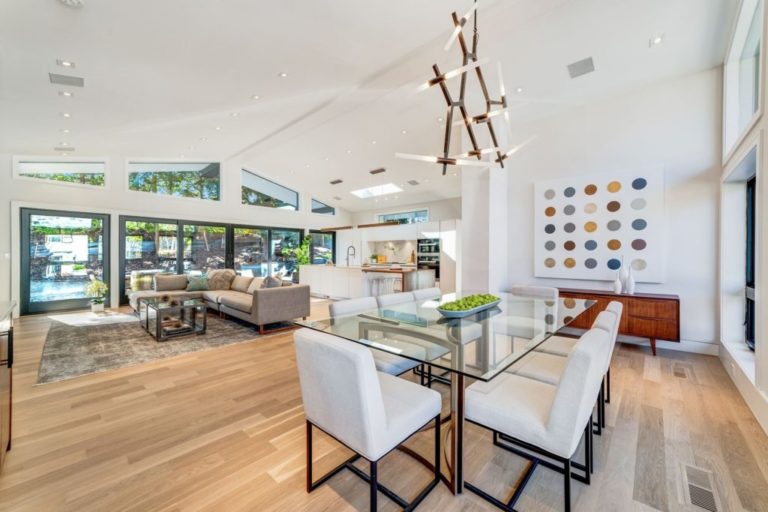 Whoa, Check Out This “Authentic 1959 Mid-Century Modern home Re ...